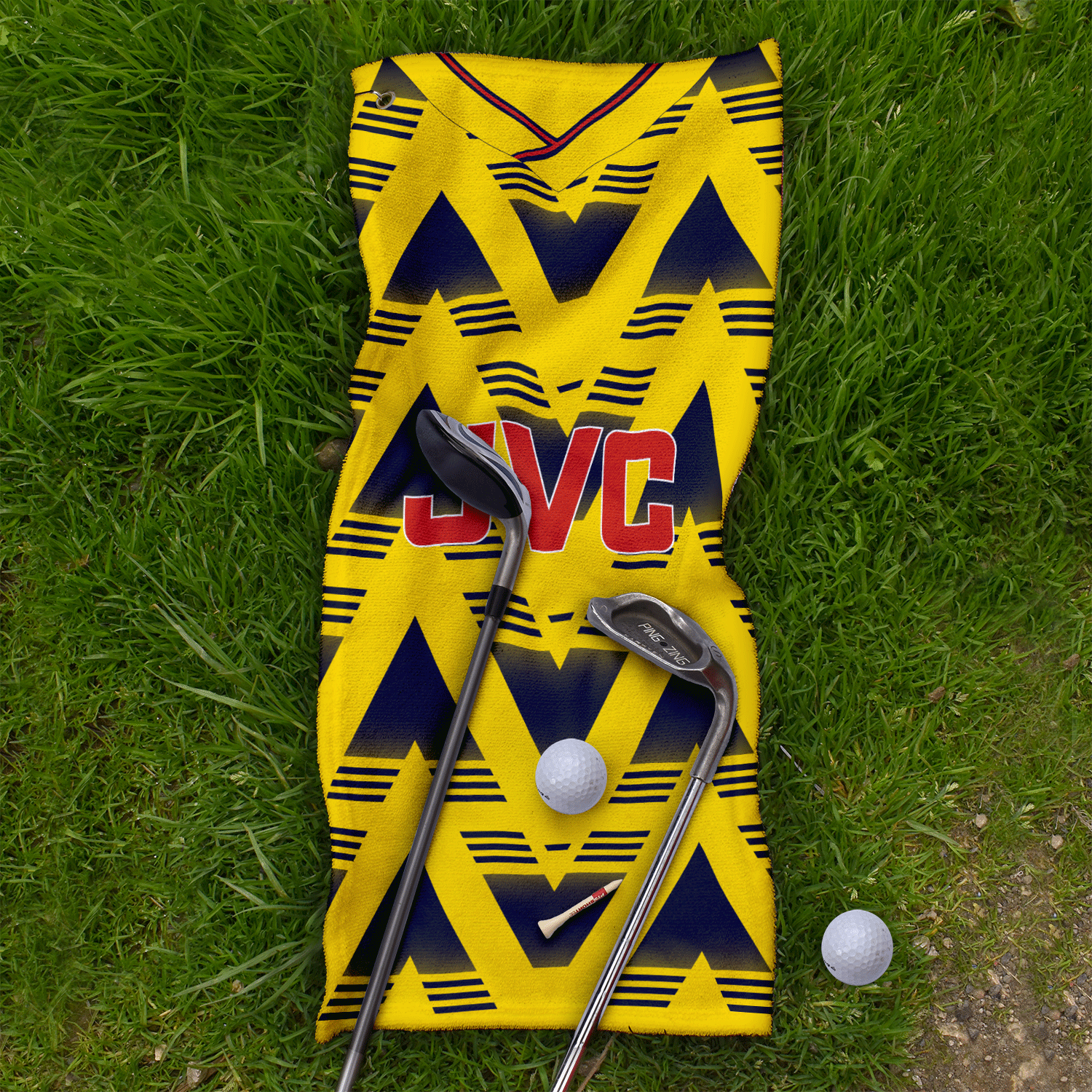 Retro Arsenal FC 1992 Design Microfibre Golf Towel